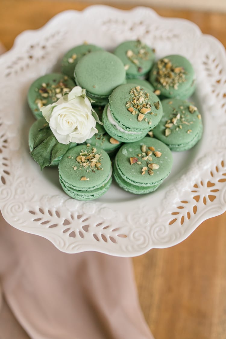 Vineyard Macarons – The Confetti Studio