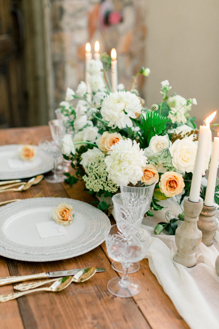 Blackstone Neutral and Orange Tablescape – The Confetti Studio